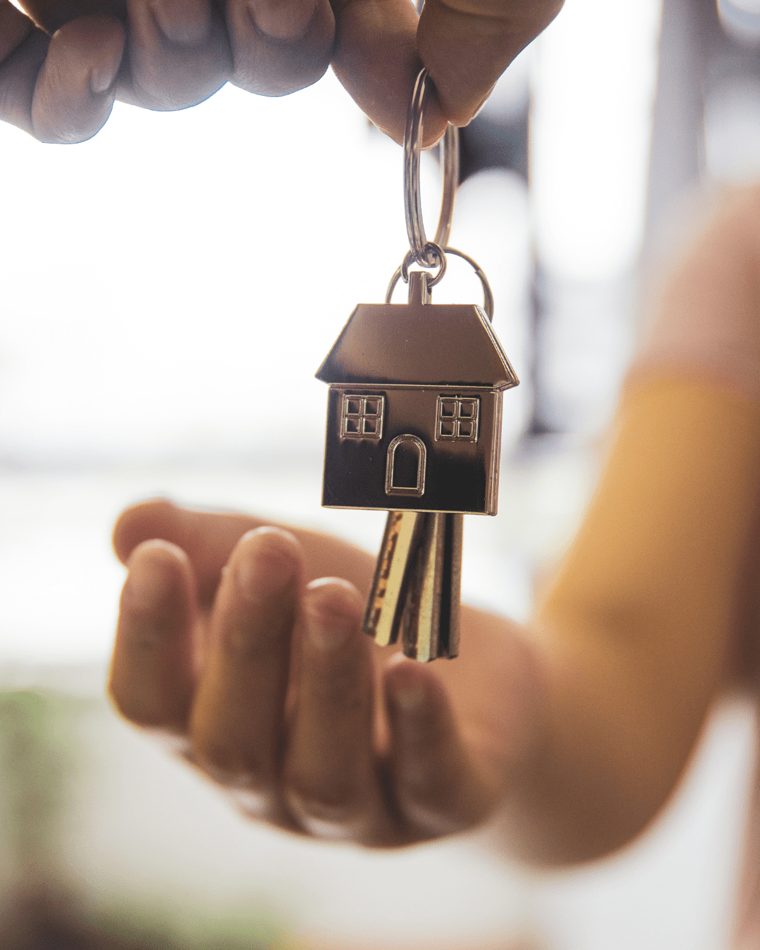 WHAT YOU NEED TO CONSIDER WHEN GIFTING REAL ESTATE | Lagerlof